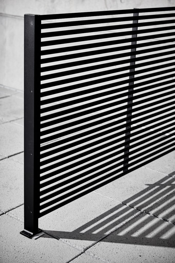 L I N E Landscape Panels by Landscape Forms