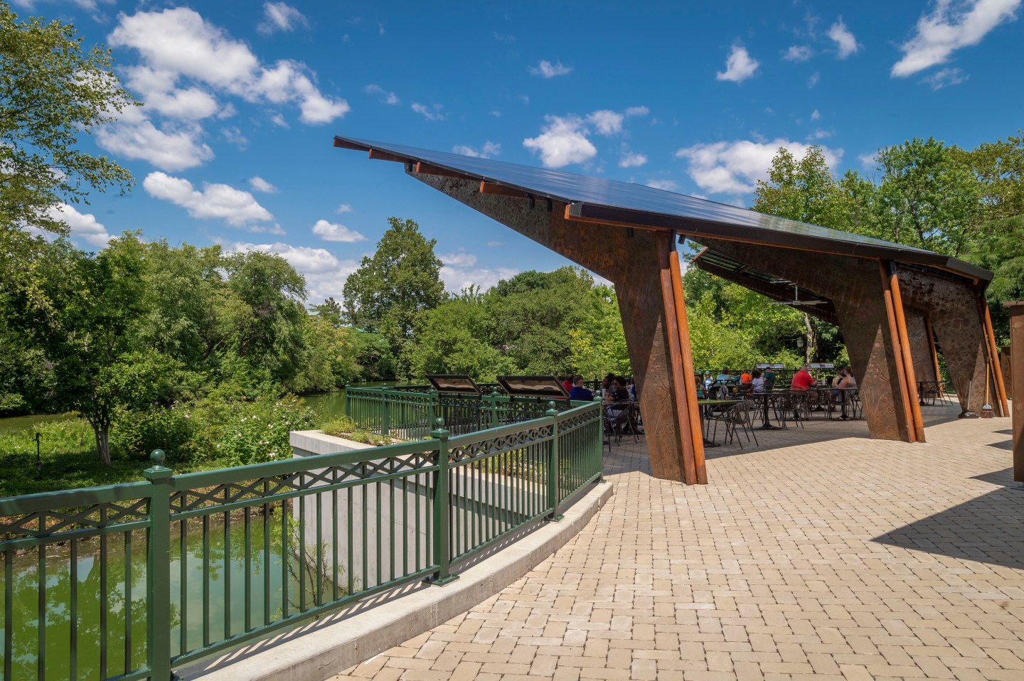 Shade Solar Canopy for Saint Louis Zoo