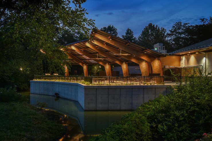 Shade Solar Canopy for Saint Louis Zoo