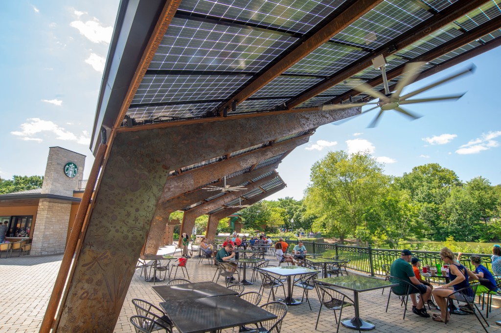 Shade Solar Canopy for Saint Louis Zoo