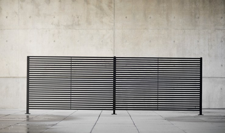 L I N E Landscape Panels by Landscape Forms